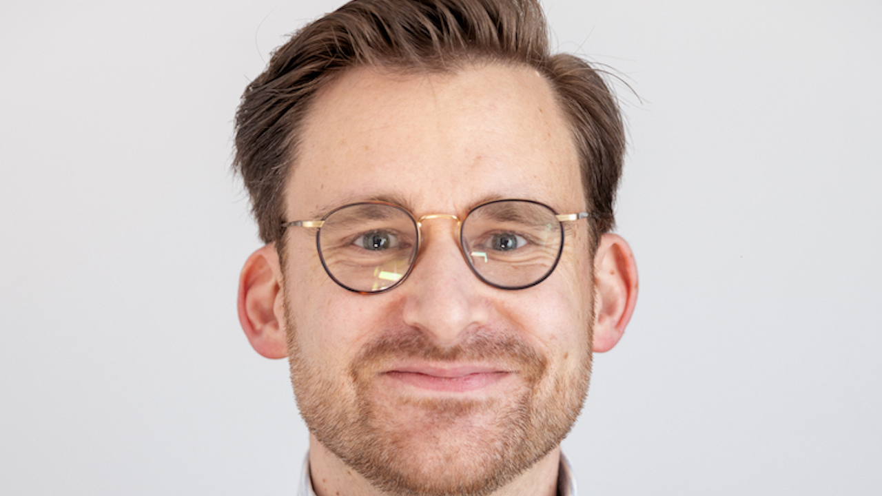 Hiscox Deutschland: Neuer Chef Tim Bethge will Maklerpartnerschaften ...